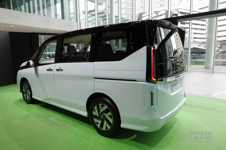 日産 セレナXV(C28型)を日産グローバル本社ギャラリーに展示 | 日産ギャラリーフォトギャラリー